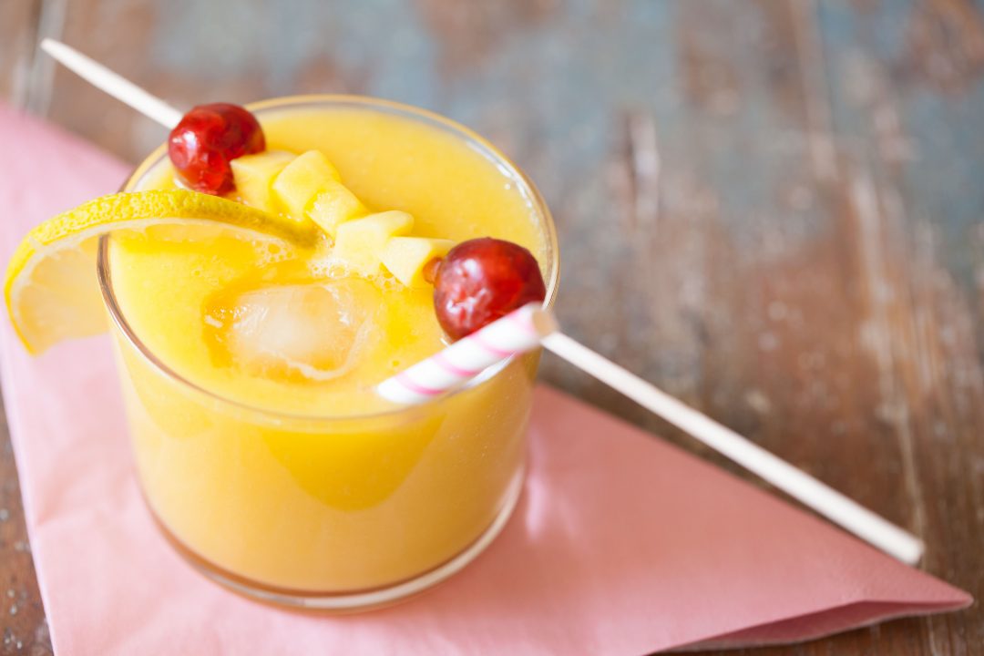 Mangolemonad (mango lemonade) – recept på mangosaft